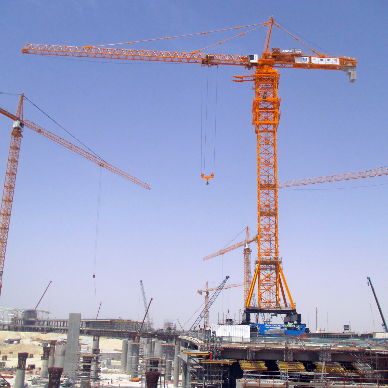 Zoomlion Crane D1100-63 63T Jib 50m Free Height 93.2M, Sinopro ...
